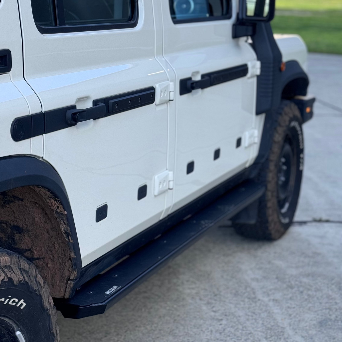 Ineos Grenadier Step Sliders – Dissent Off-road